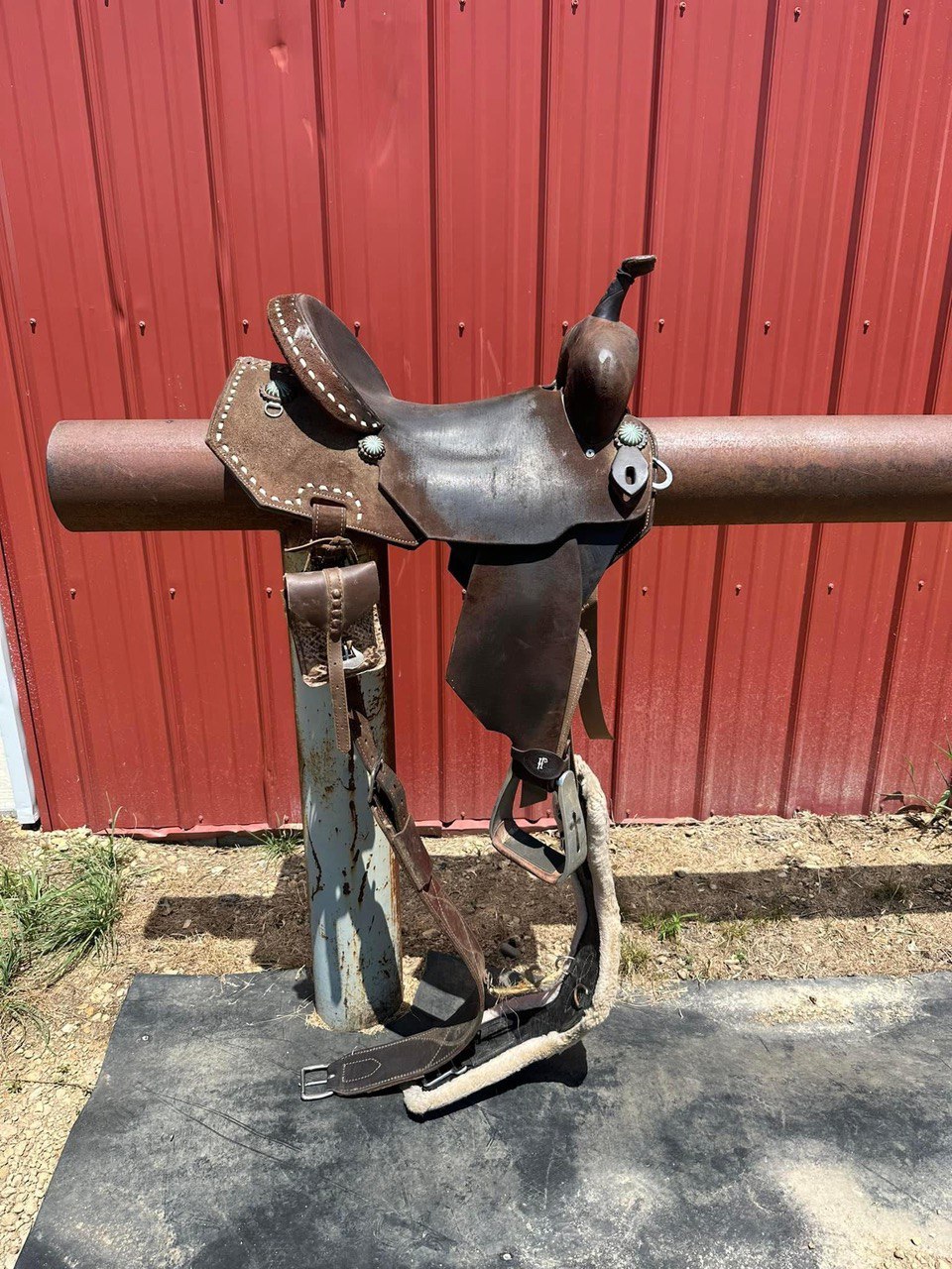 Buy 15" Used Double J Saddle - Leaf Lite Saddlery